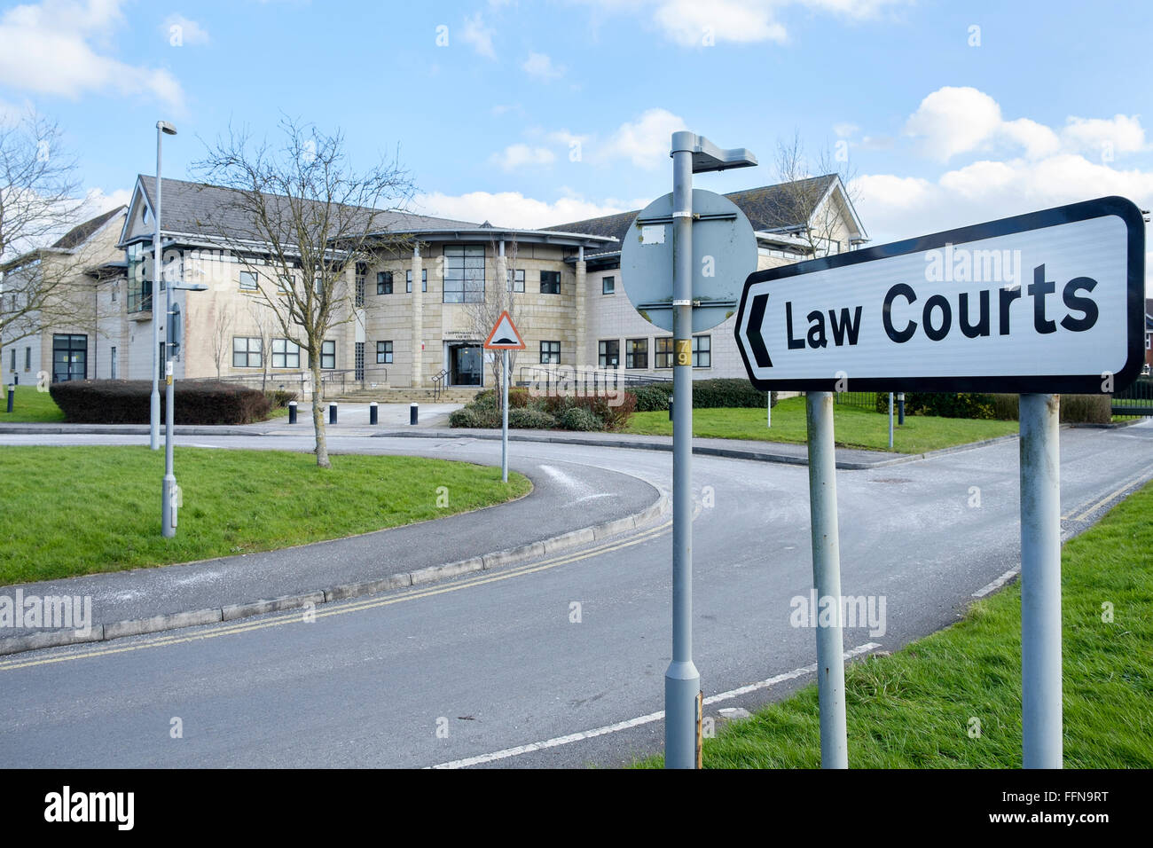 Family courts hi-res stock photography and images - Alamy