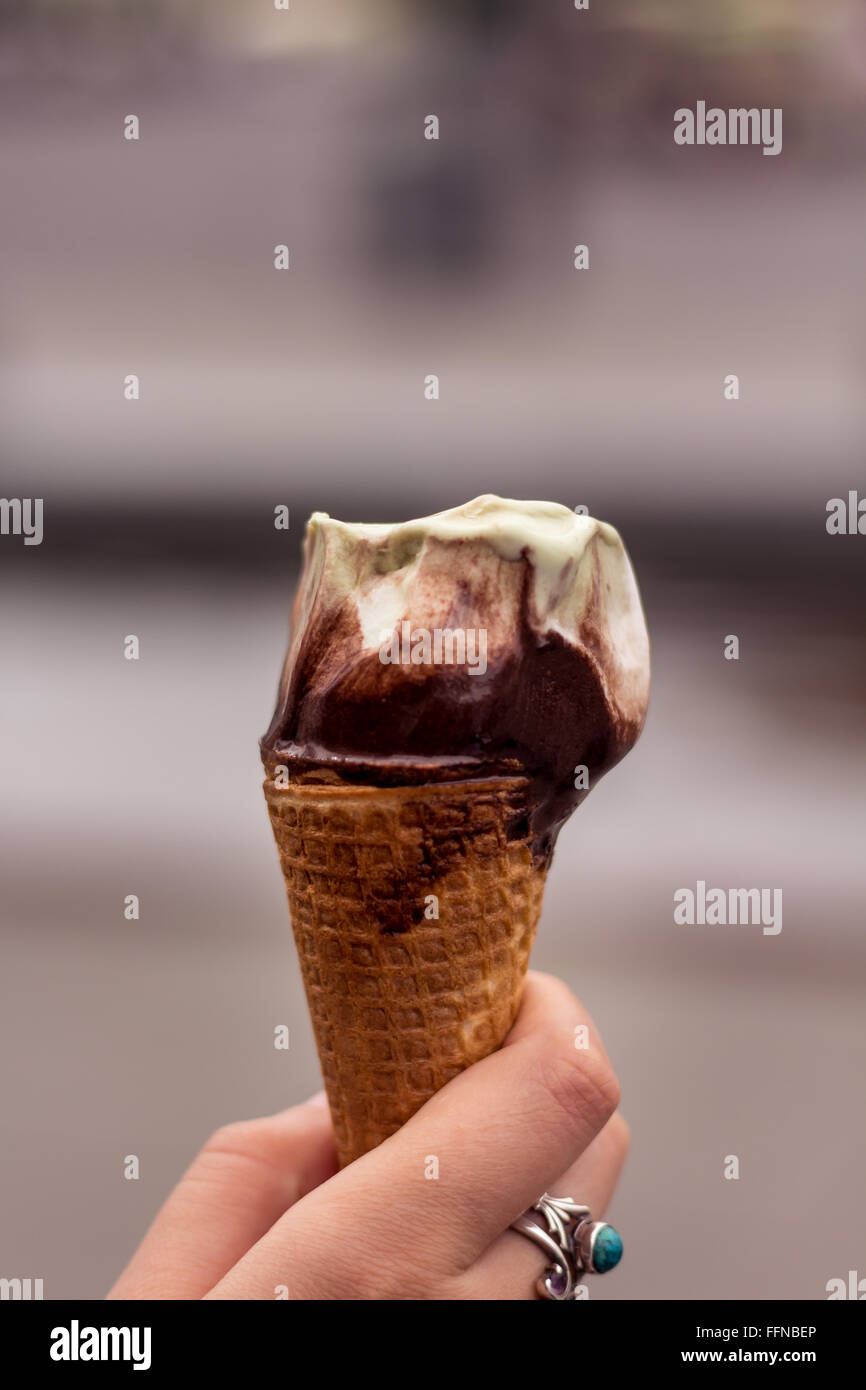 Dripping ice cream cone hi-res stock photography and images - Alamy