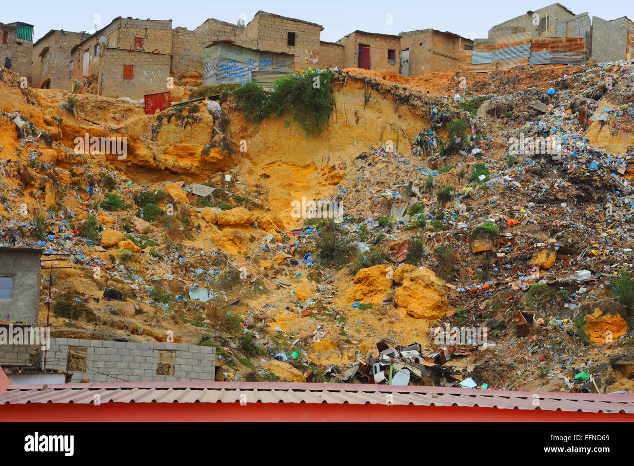 African garbage dump hi-res stock photography and images - Alamy