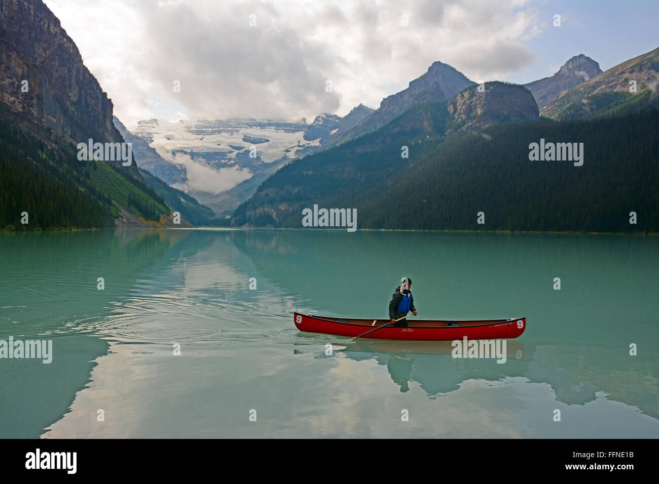Turquoise colored glacier lake hi-res stock photography and images - Alamy