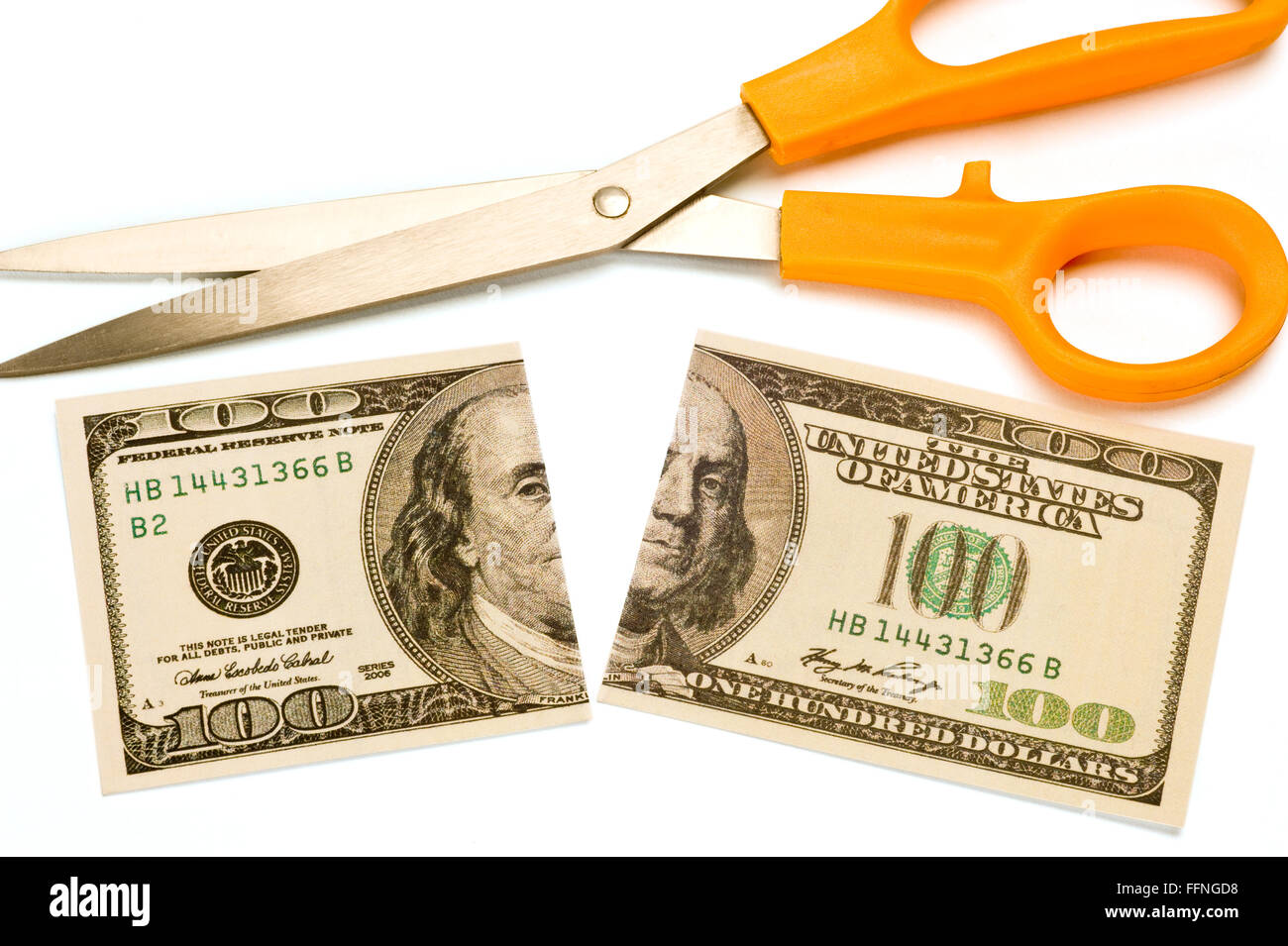 Cut in half scissors hi-res stock photography and images - Alamy