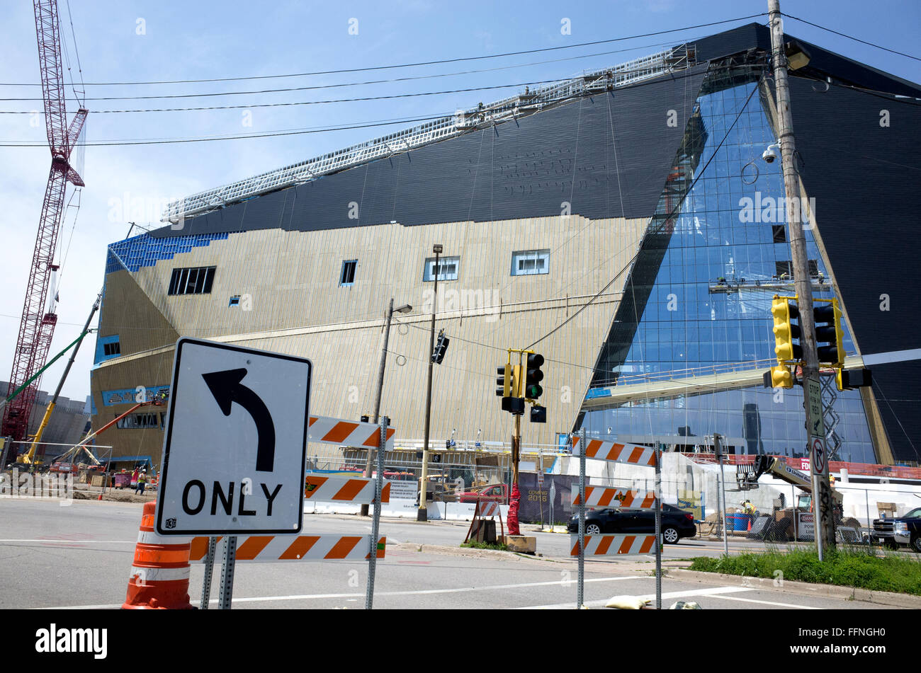 Football stadium being built hi-res stock photography and images - Alamy