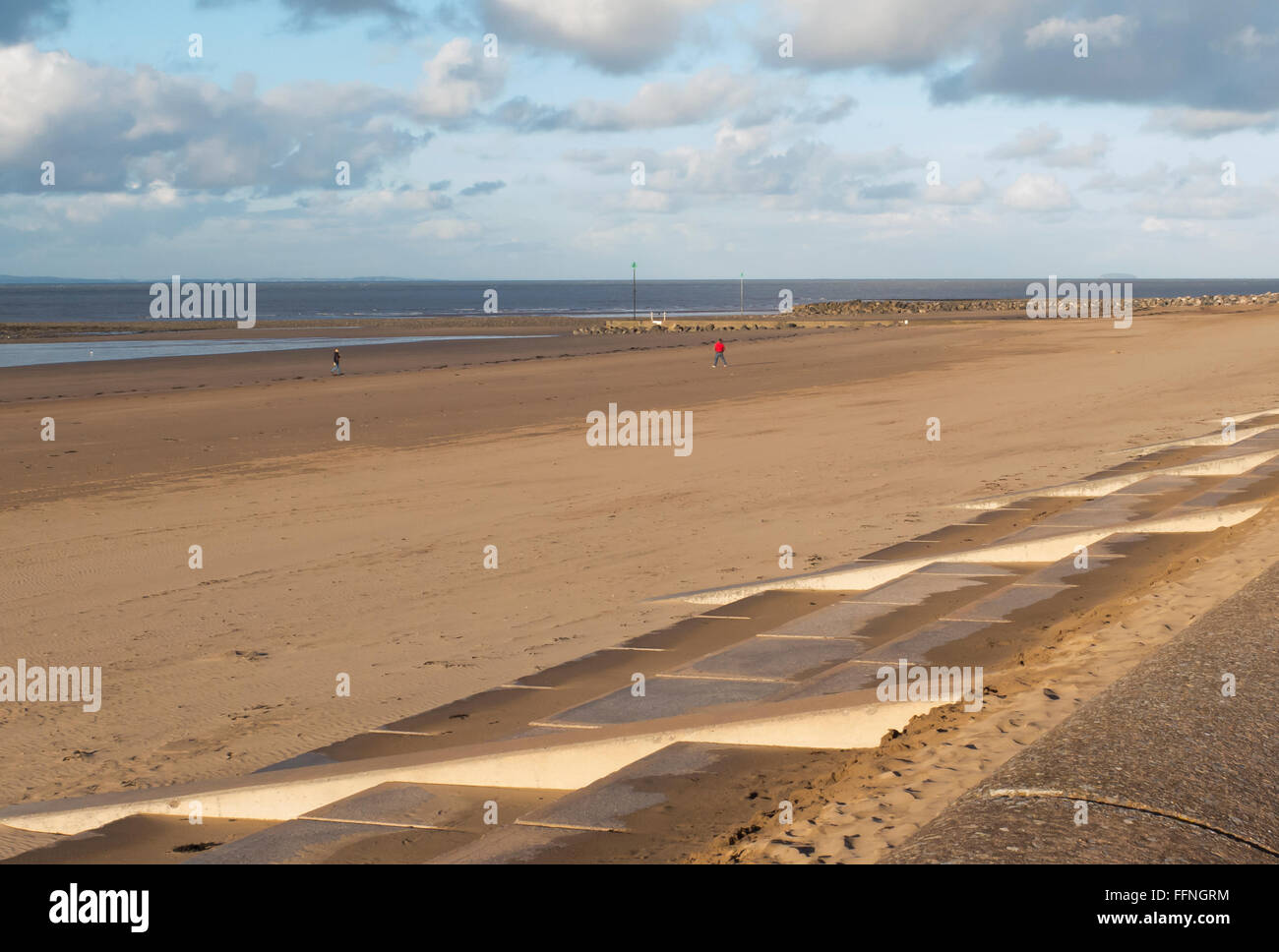 Wide open spaces, sun, sea and sand, Minehead, Somerset Stock Photo - Alamy