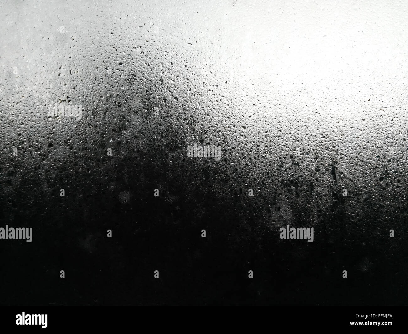 Wet glass texture hi-res stock photography and images - Alamy