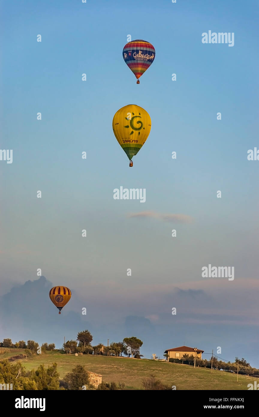 Hot air balloons over volcanic hi-res stock photography and images - Alamy