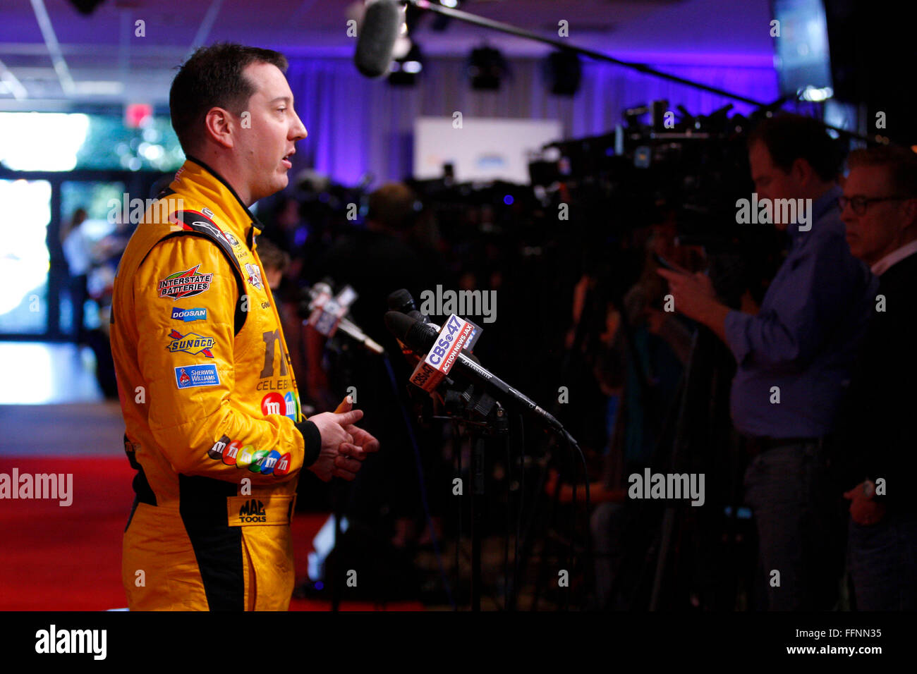 Kyle busch 2016 hi-res stock photography and images - Alamy