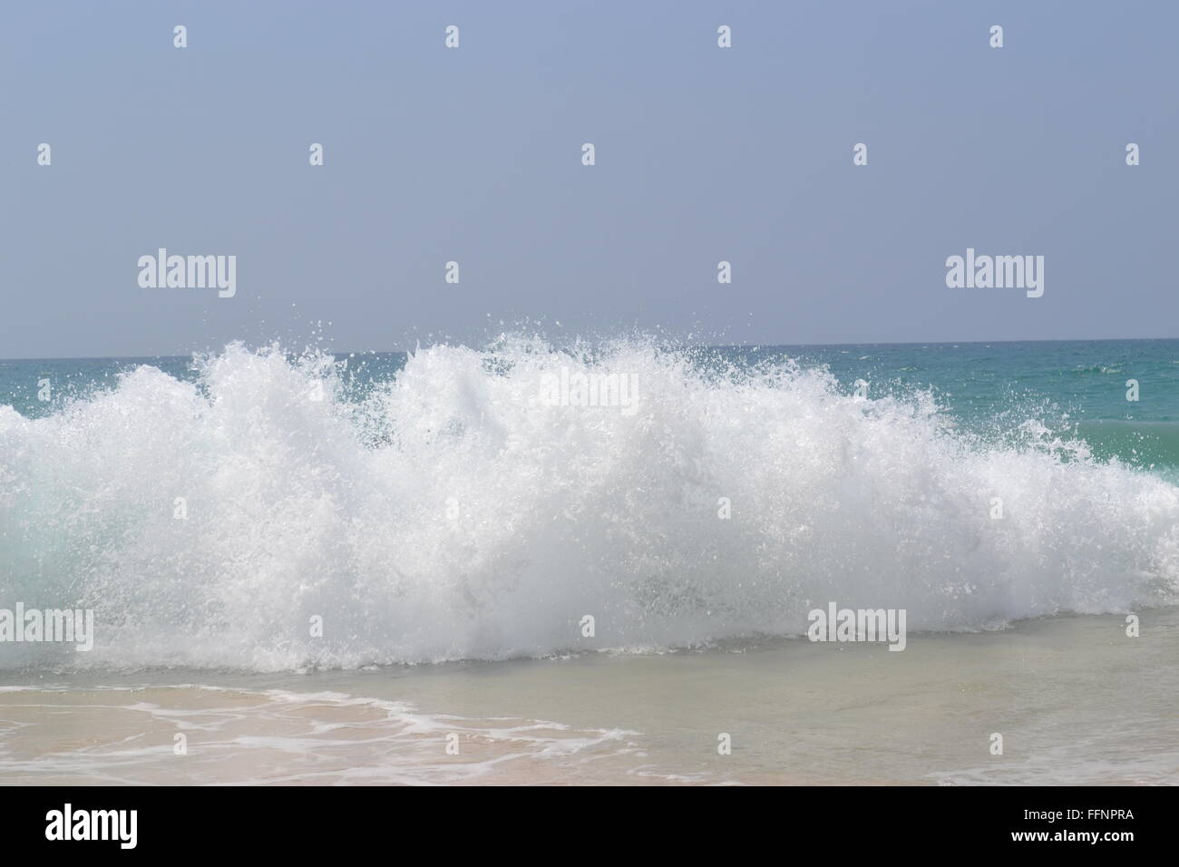 Sparkling Indian Ocean Wave Stock Photo - Alamy