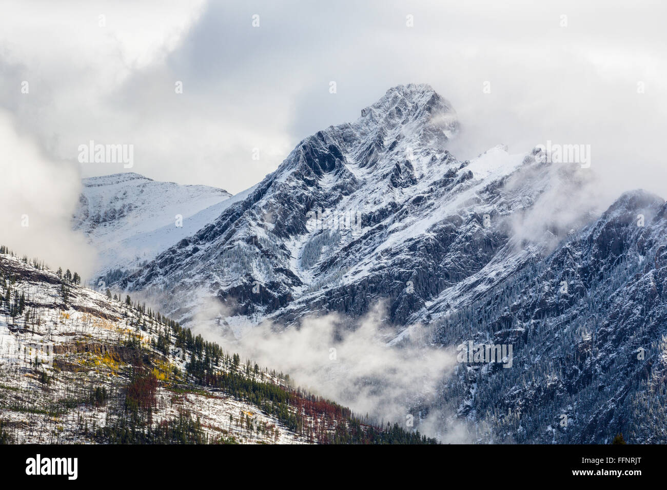 Mount Ishbel, Sawback Range, Banff Nationalpark, Alberta, Canada Stock ...