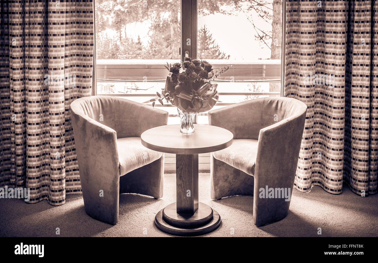 Romantic scene red roses bouquet hi-res stock photography and images ...