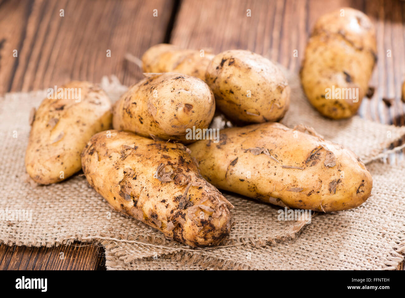 Raw unpeeled young potatoes hi-res stock photography and images - Alamy