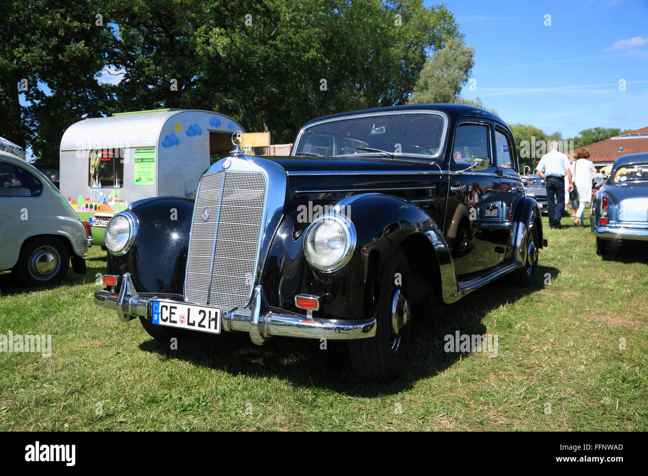 Mercedes benz oldtimer hi-res stock photography and images - Alamy