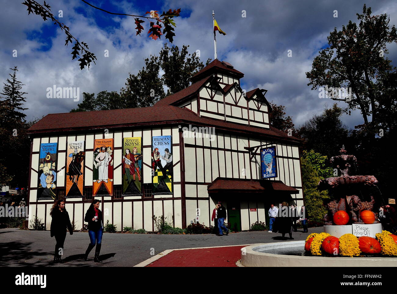 Mount Hope, Pennsylvania: The Globe Theatre recreated at the ...
