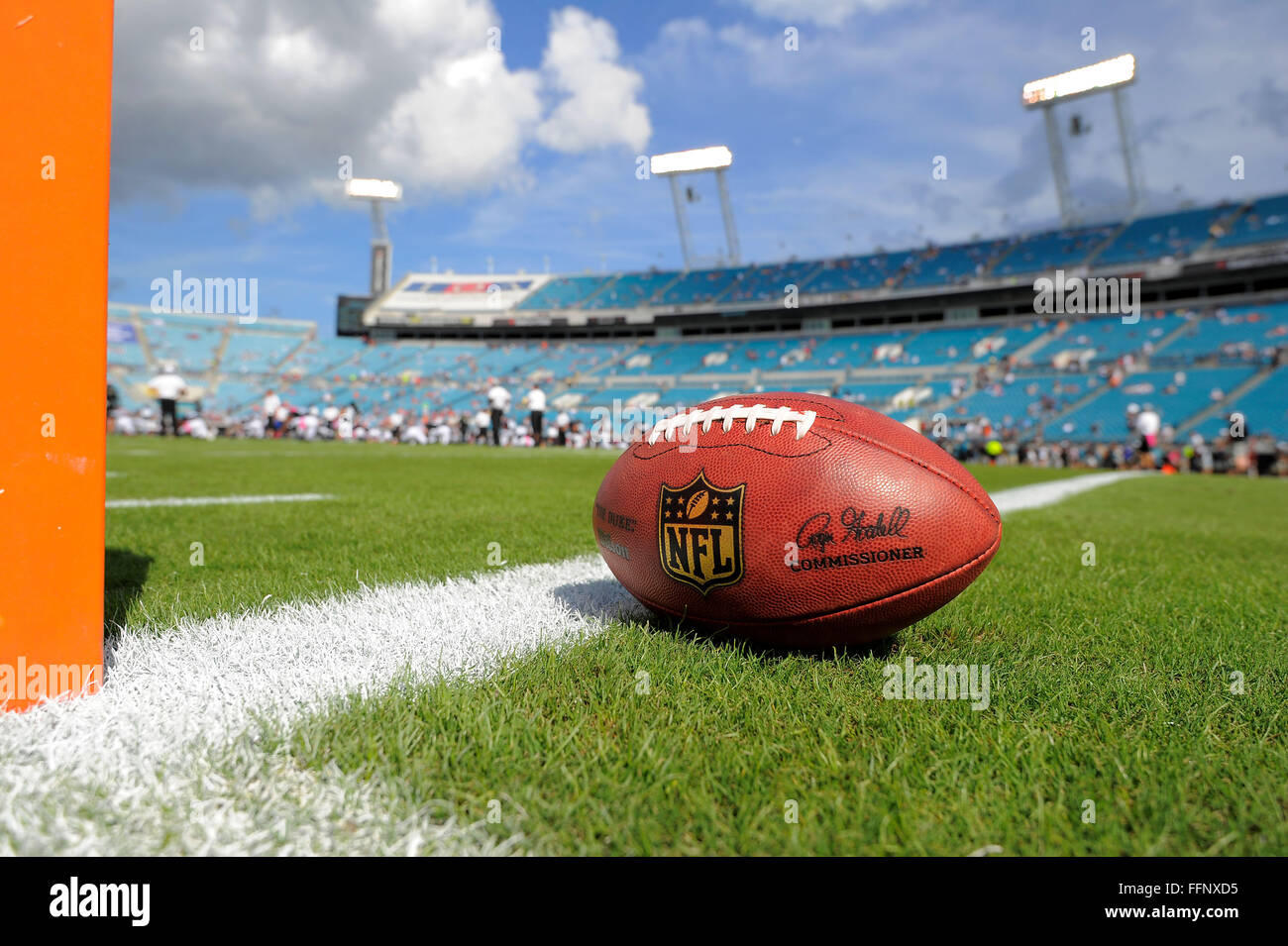 Jacksonville, FL, USA. 7th Oct, 2012. An NFL official WIlson ''The Duke ...