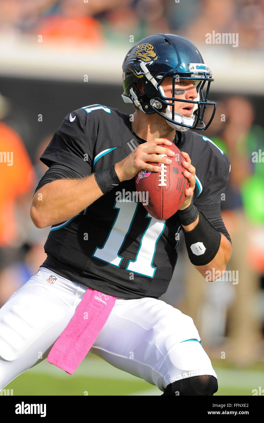 Jacksonville, FL, USA. 7th Oct, 2012. Jacksonville Jaguars quarterback ...
