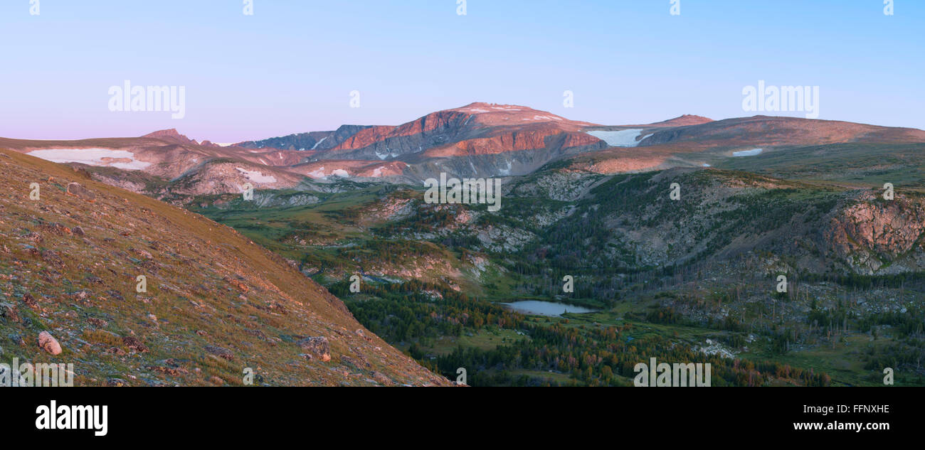 The sun rises on Mount Rearguard in the Absaroka-Beartooth Wilderness ...