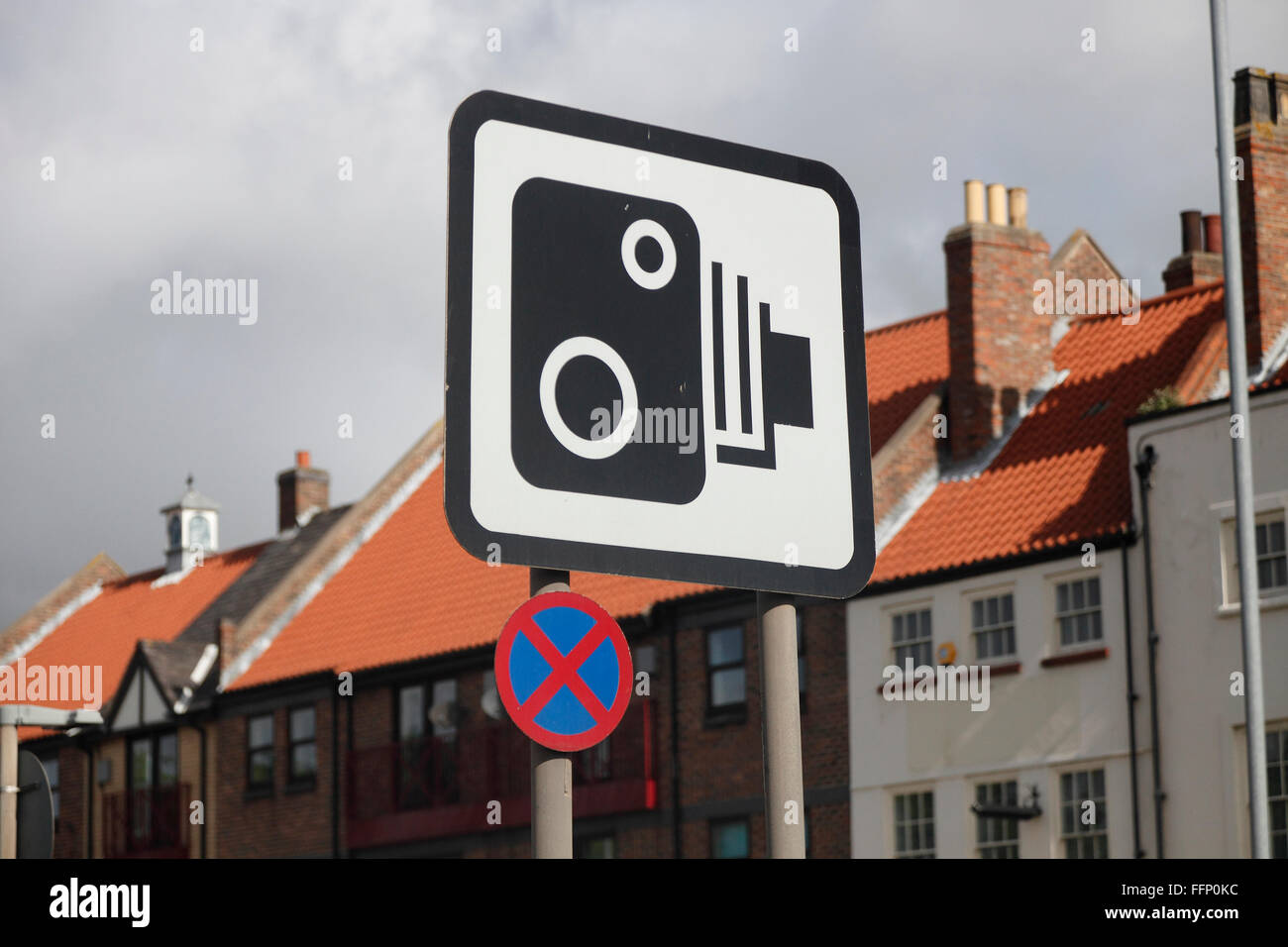 Speed Camera Road Sign Uk High Resolution Stock Photography and Images ...