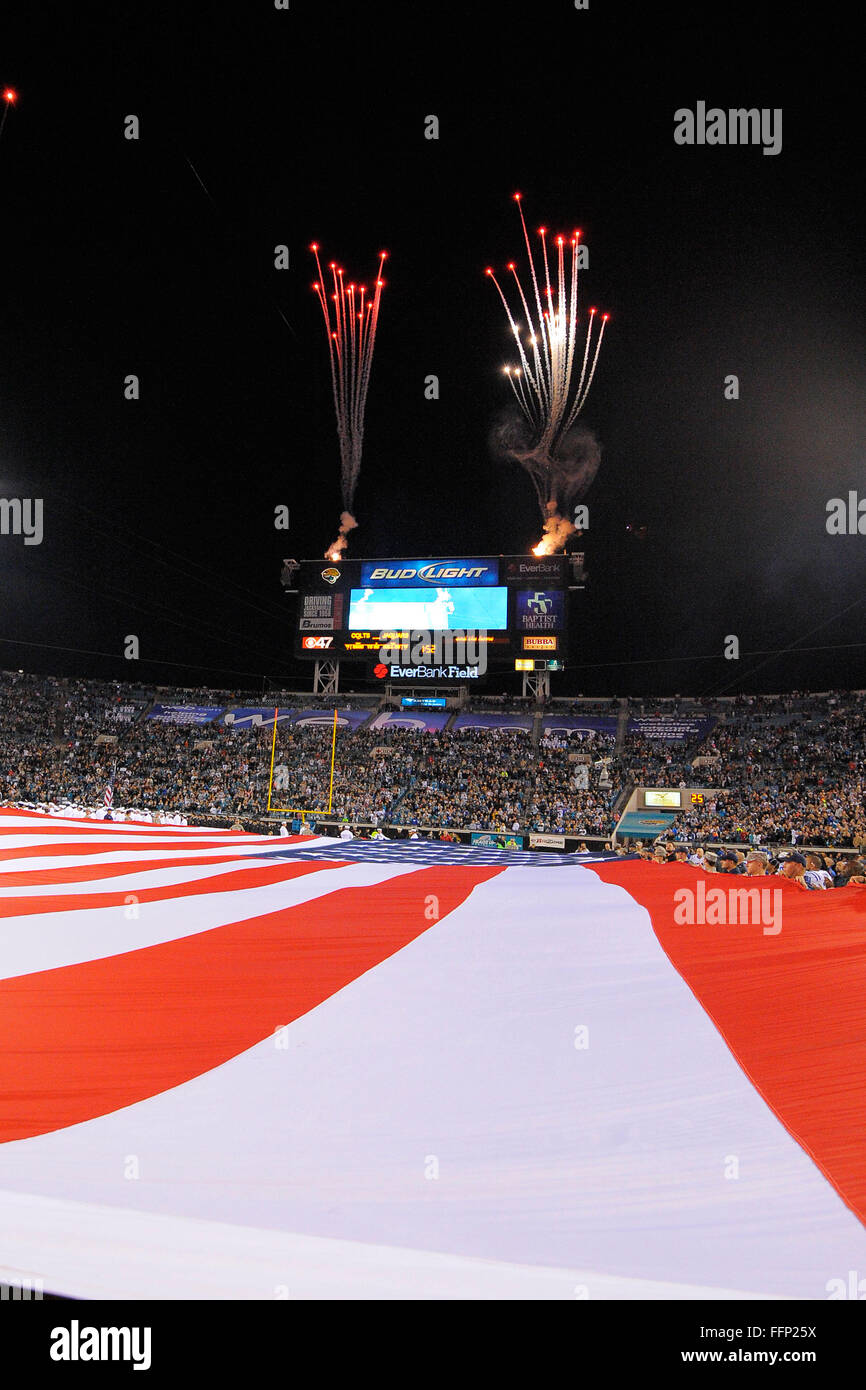Jacksonville, FL, USA. 8th Nov, 2012. Fireworks explode over the US ...