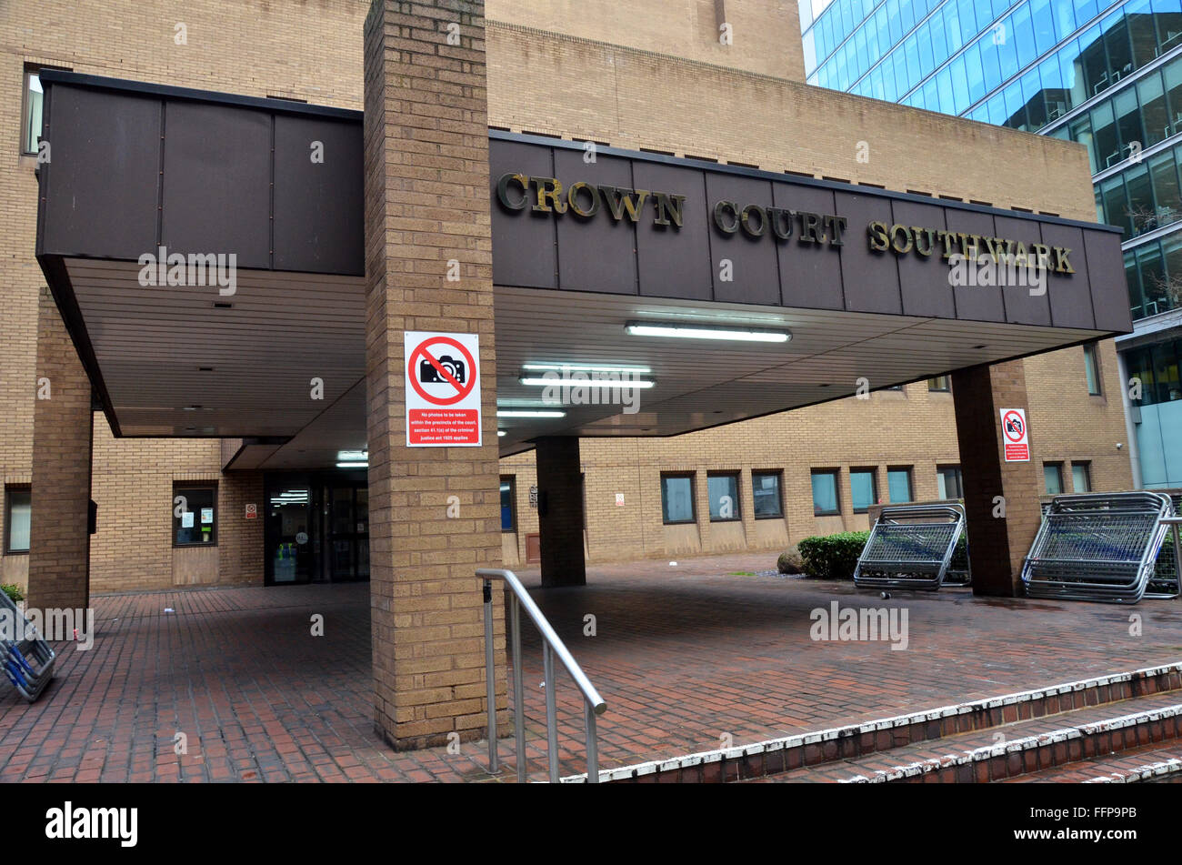 Southwark crown court sign hi-res stock photography and images - Alamy