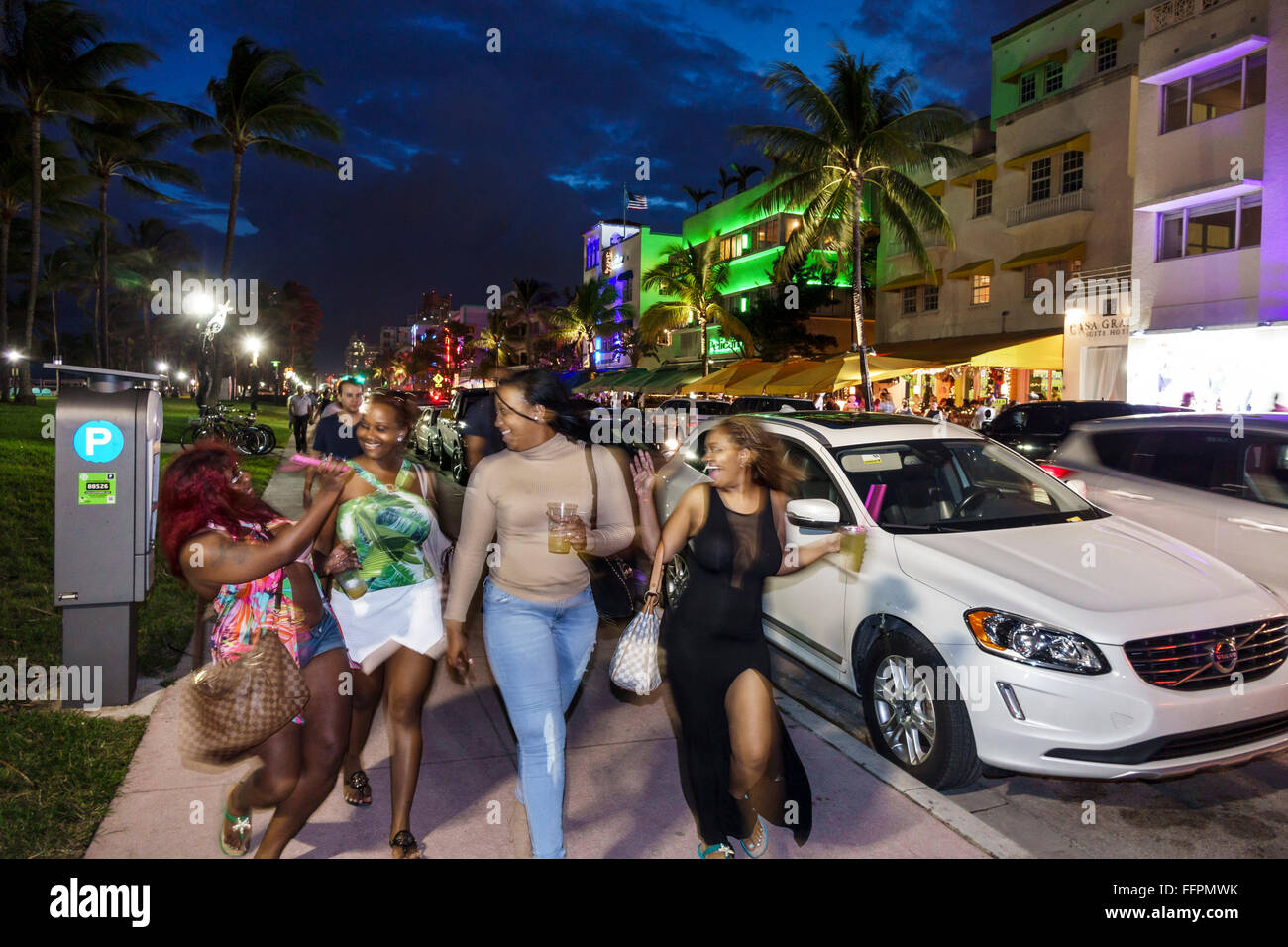 South Beach Miami Florida Nightlife The Ultimate Guide To A Romantic
