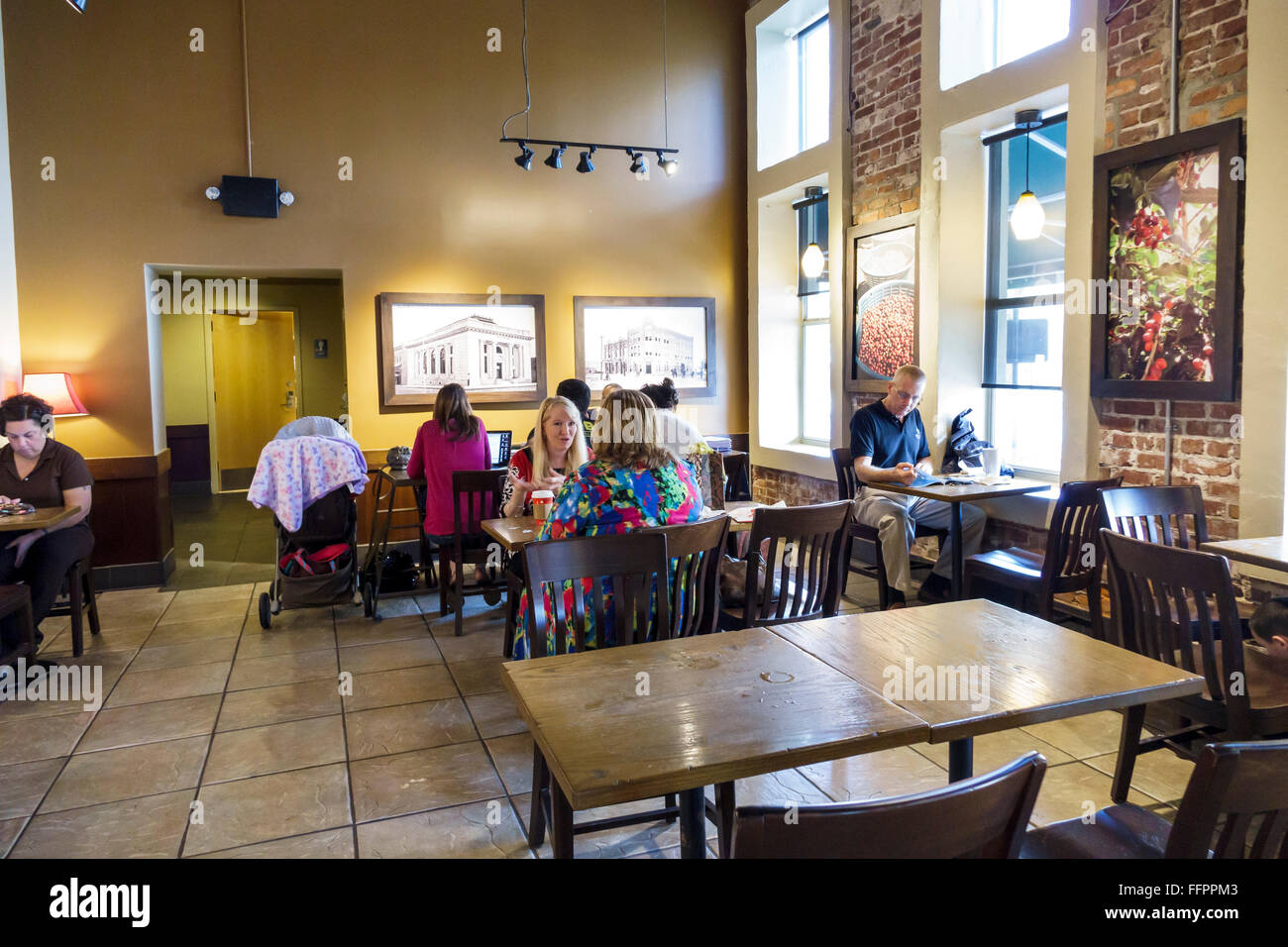 Florida,South,FL,South,Ocala,Starbucks Coffee,interior inside,cafe ... Florida,South,FL,South,Ocala,Starbucks Coffee,interior inside,cafe ...
