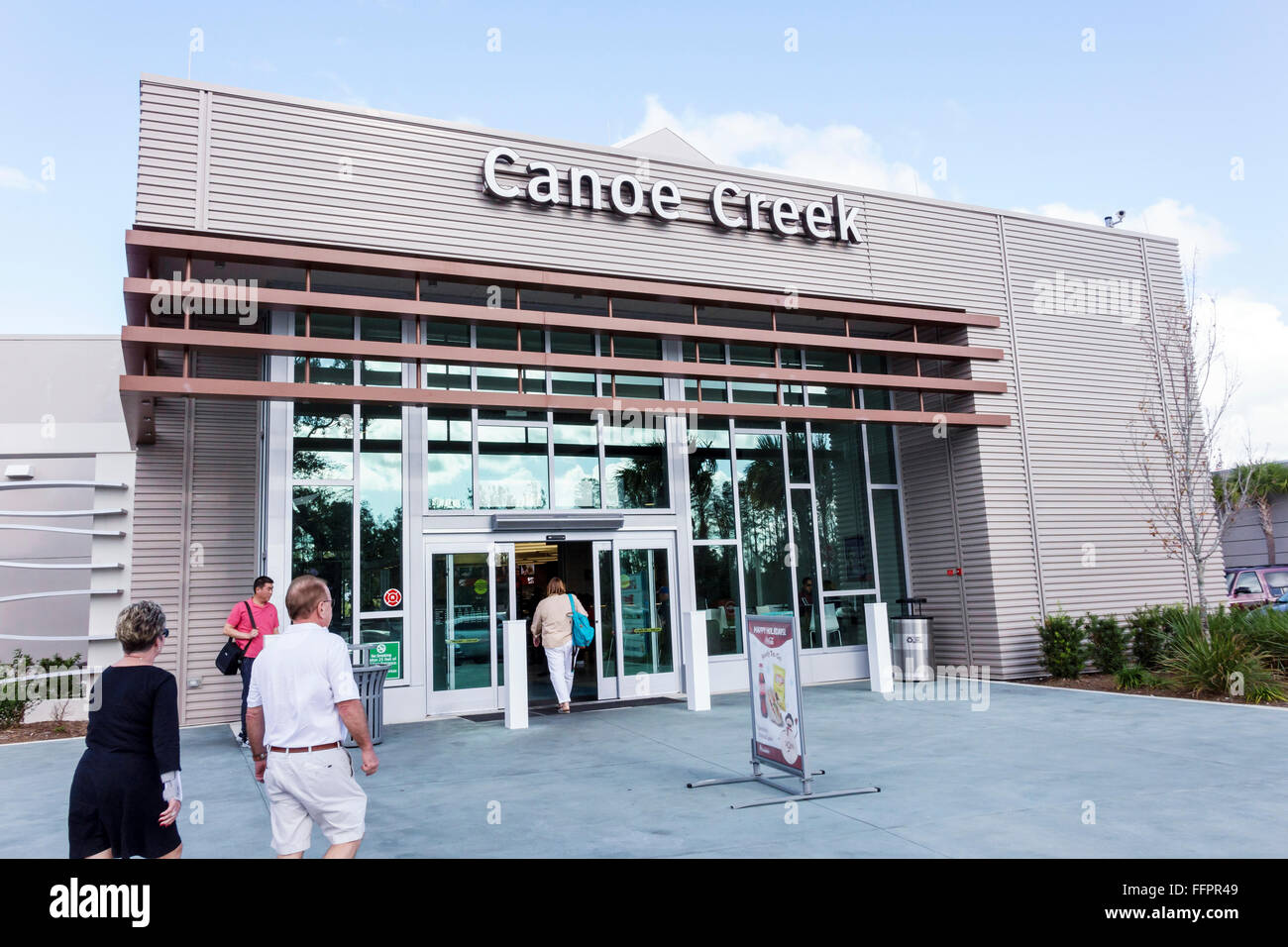 Florida South,Canoe Creek,Service Plaza,rest stop,front,entrance ...
