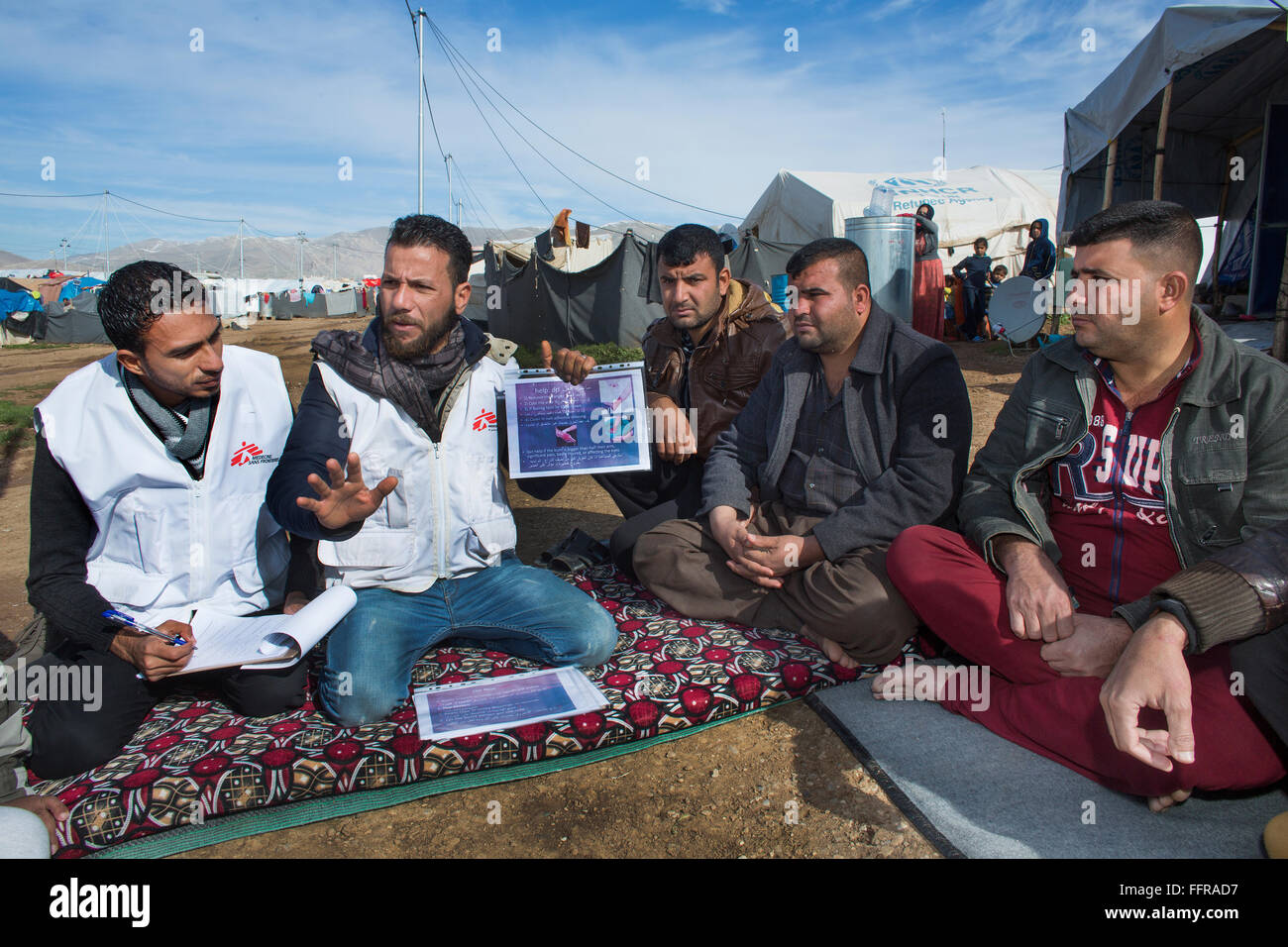 MSF Health promoters at work in Arbat refugee kamp, Northern Iraq Stock ...