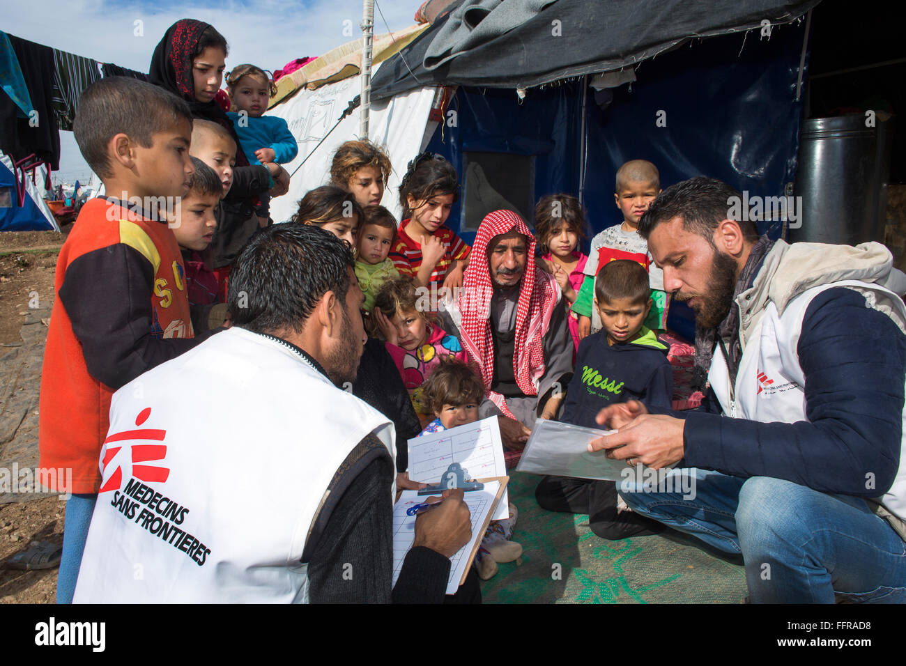MSF Health promoters at work in Arbat refugee kamp, Northern Iraq Stock ...