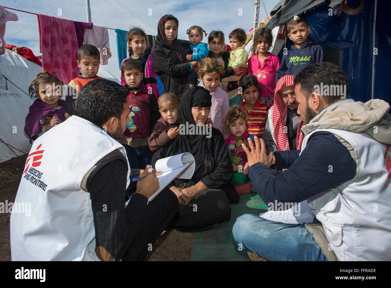 MSF Health promoters at work in Arbat refugee kamp, Northern Iraq Stock ...