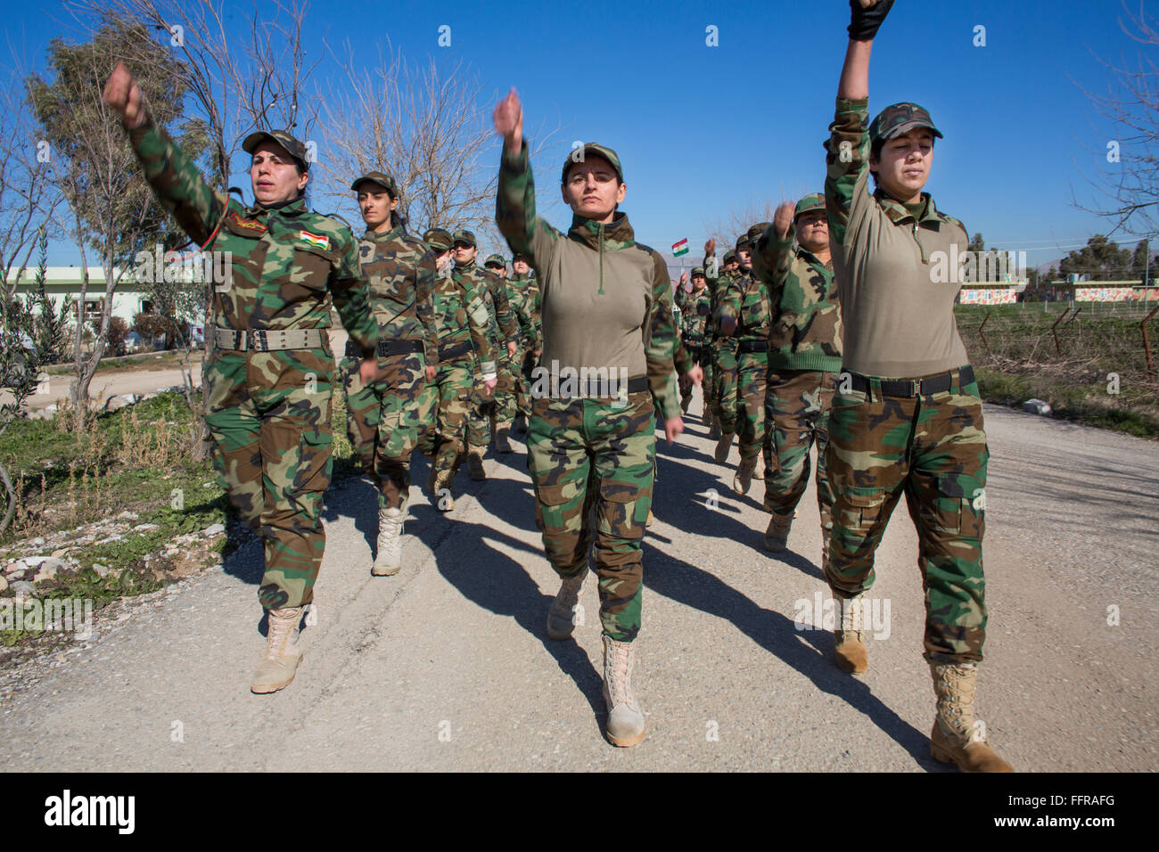 Female isis fighter hi-res stock photography and images - Alamy