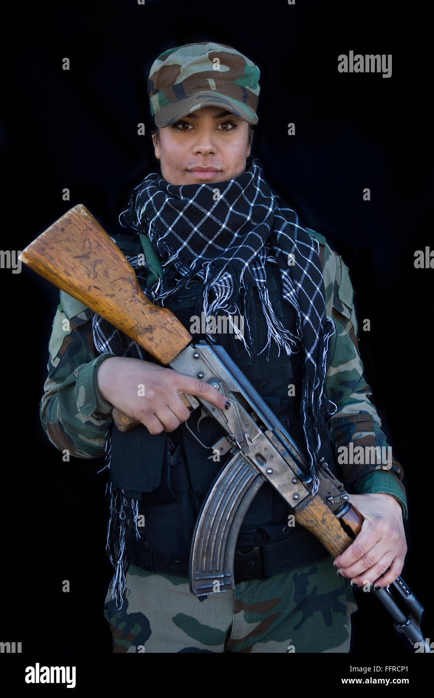 Female Kurdish Peshmerga fighting ISIS in Iraq and Syria Stock Photo ...