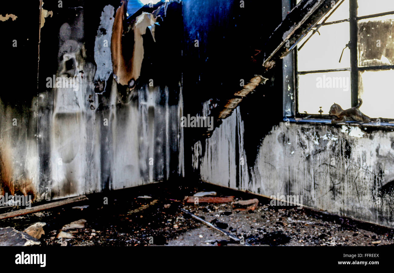 Burnt walls hi-res stock photography and images - Alamy