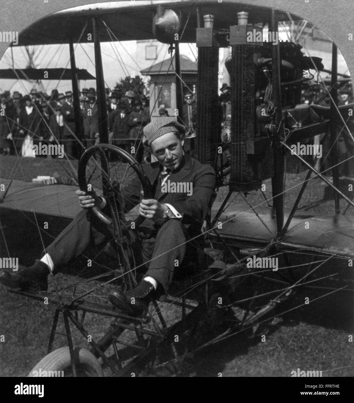 ART SMITH (1894-1926). /nAmerican aviator, stunt pilot and pioneer of ...