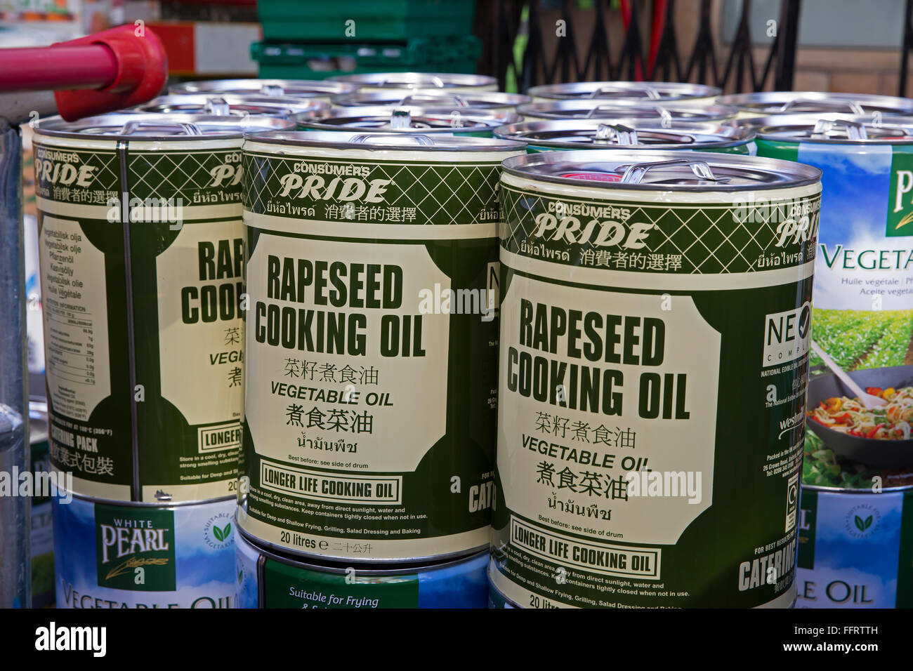 Cooking Oil Tins High Resolution Stock Photography and Images - Alamy
