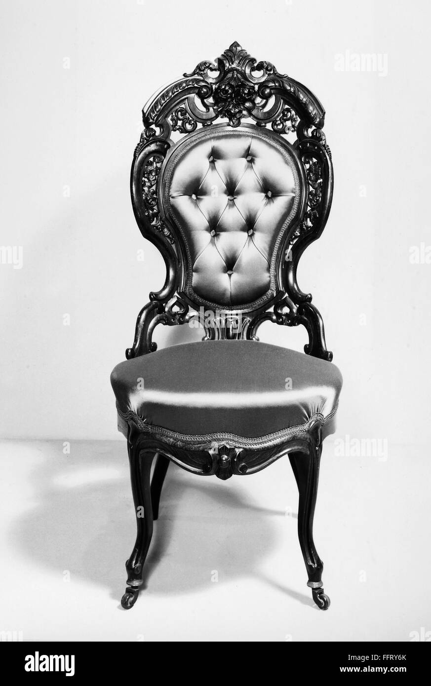 VICTORIAN CHAIR, c1860. /nAmerican rosewood Victorian Rococo side chair ...