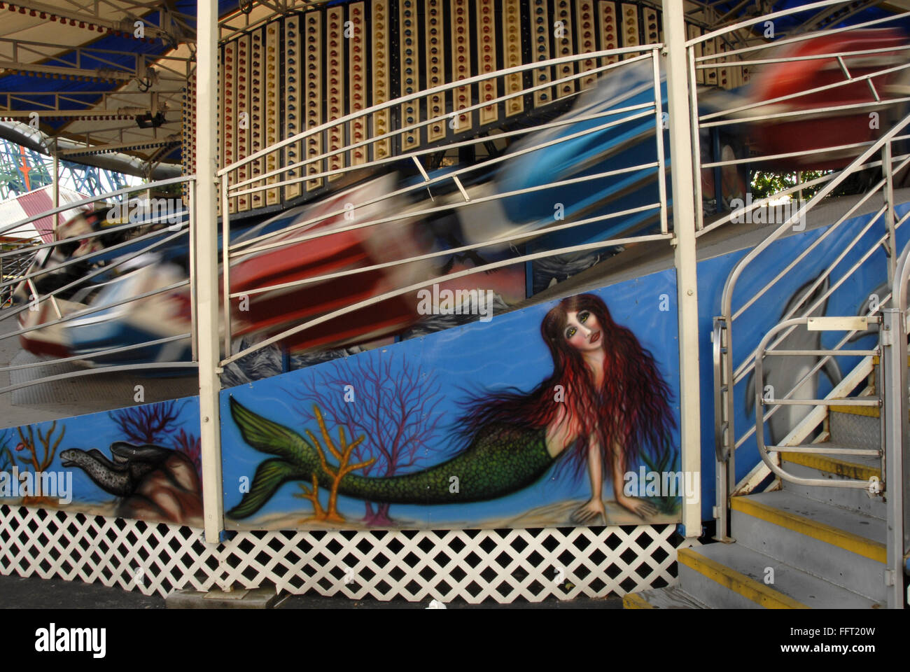 CONEY ISLAND: THUNDERBOLT. /nThe Thunderbolt ride at Deno's Wonder ...