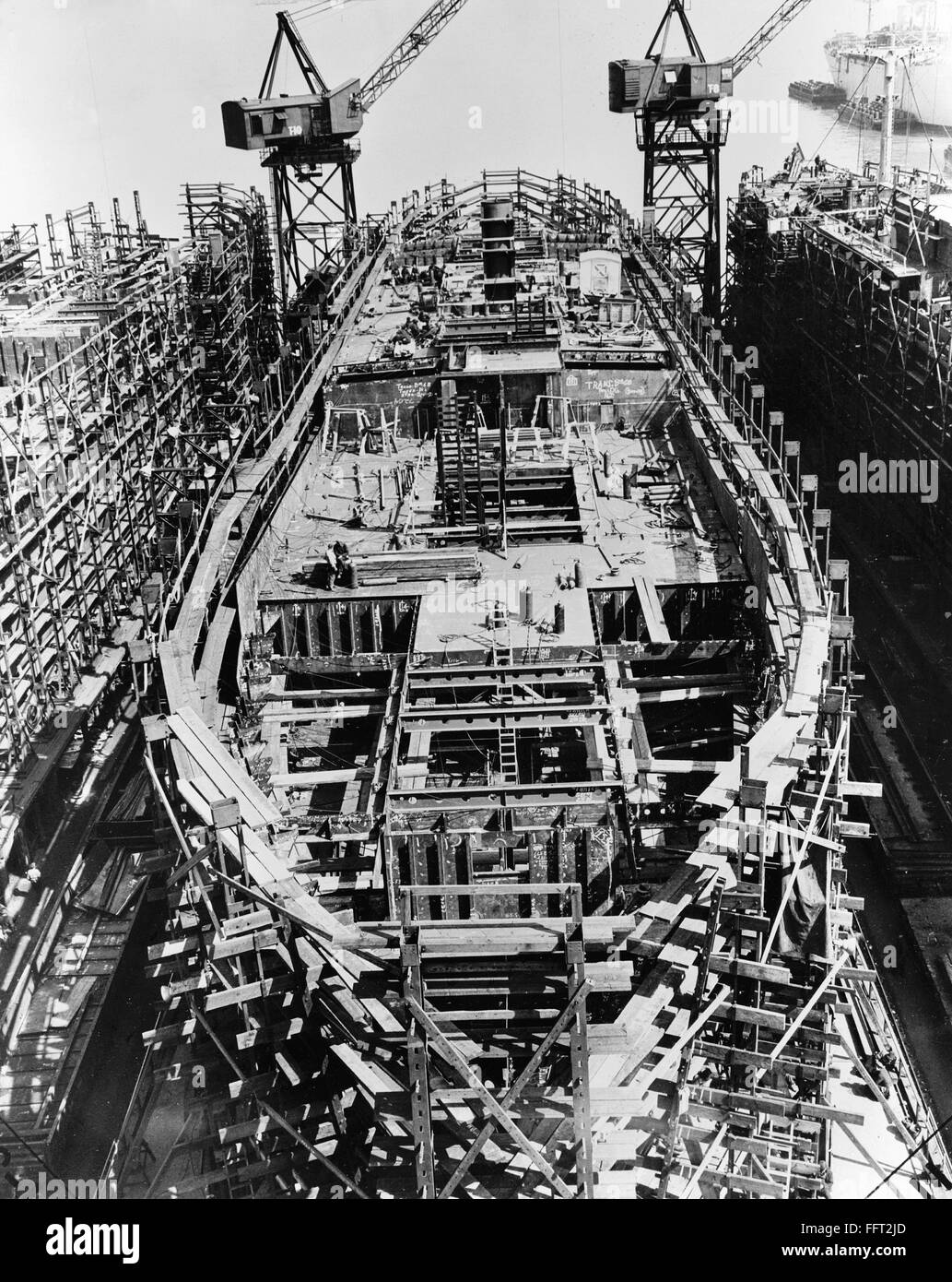 LIBERTY SHIP, 1943. /nA Liberty Ship under construction at the ...