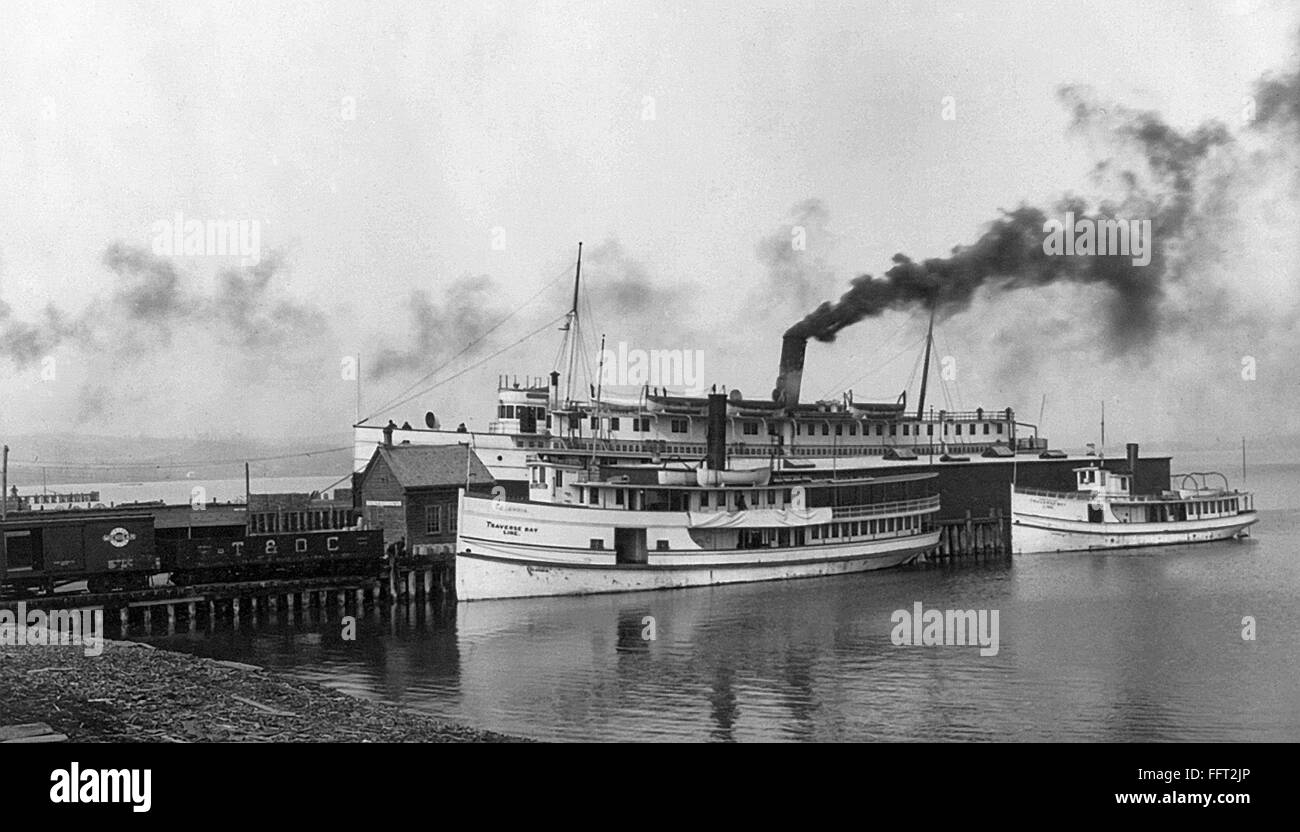 MICHIGAN: STEAMBOATS, c1903. /nThe 'Columbia' and the 'Crescent,' which ...