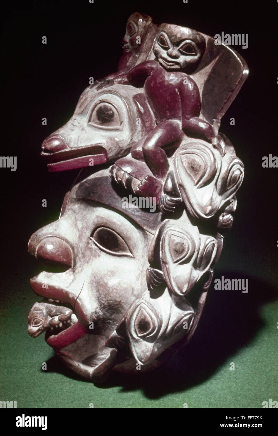 Carved mask hi-res stock photography and images - Alamy