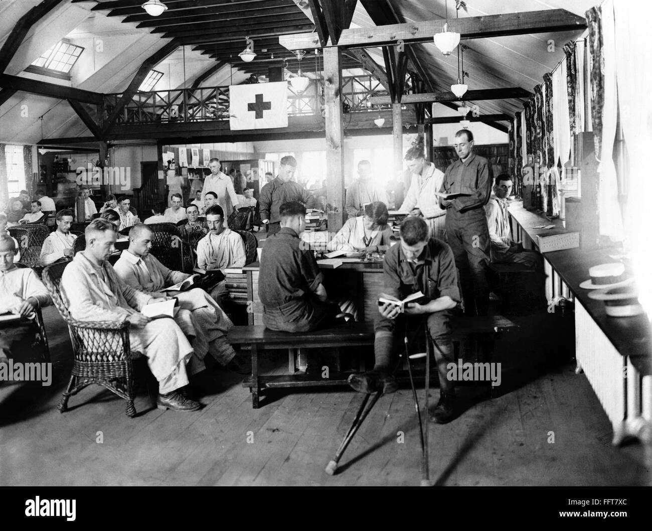 WAR LIBRARY, c1918. /nU.S. World War I soldiers reading in the War ...