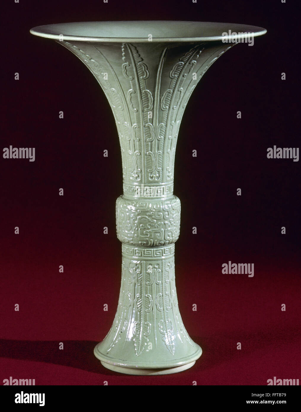 CHINA: PORCELAIN VASE. /nPorcelain vase in the shape of a 'ku' wine ...