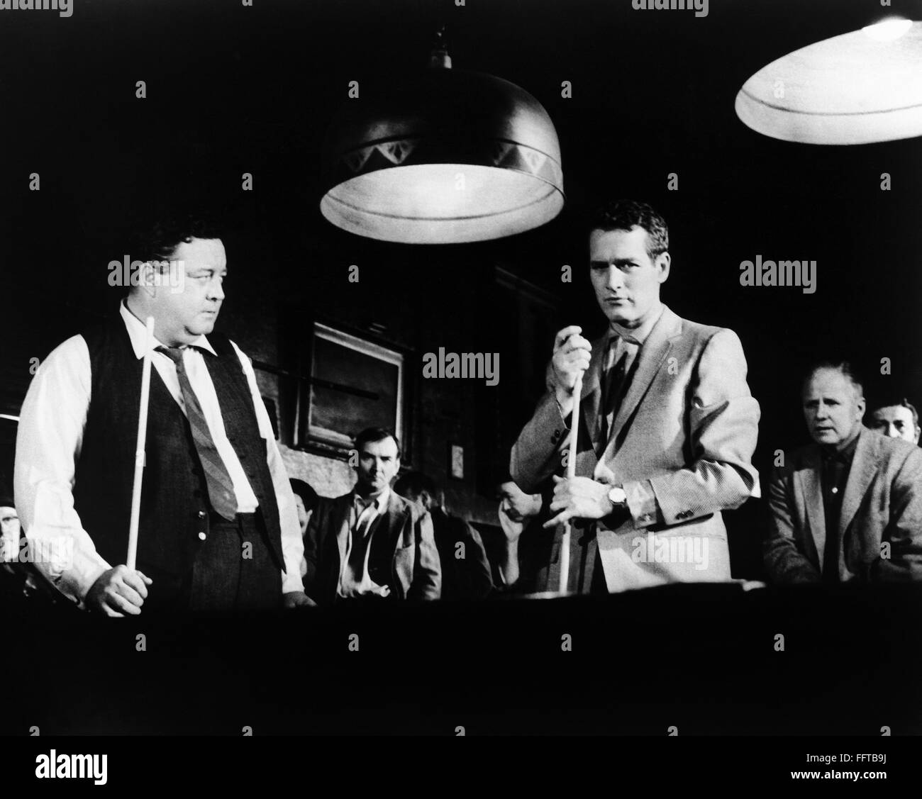 FILM: THE HUSTLER, 1961. /nJackie Gleason, left, and Paul Newman at the ...