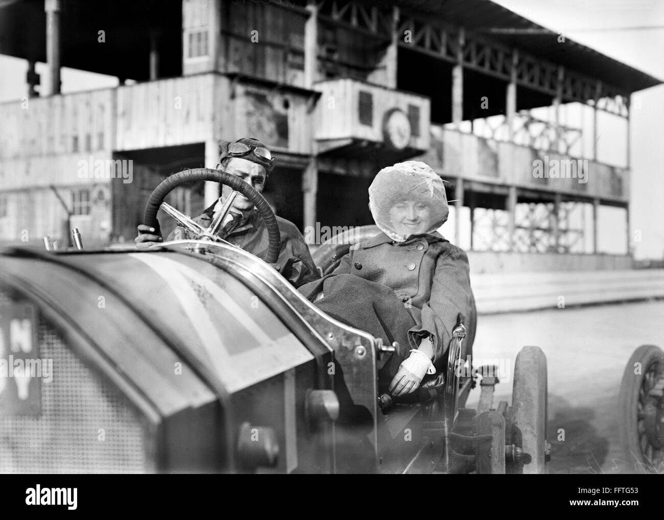 RALPH EDWARD BEARDSLEY /n(1891-1920). American racecar driver ...