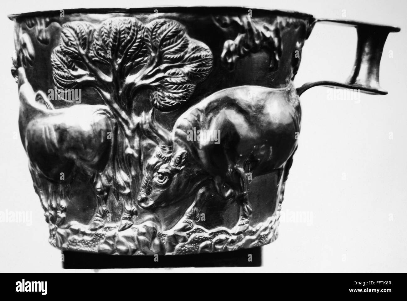 MYCENAEAN GOLD. /nGold cup from the beehive tomb at Vaphio, Greece ...