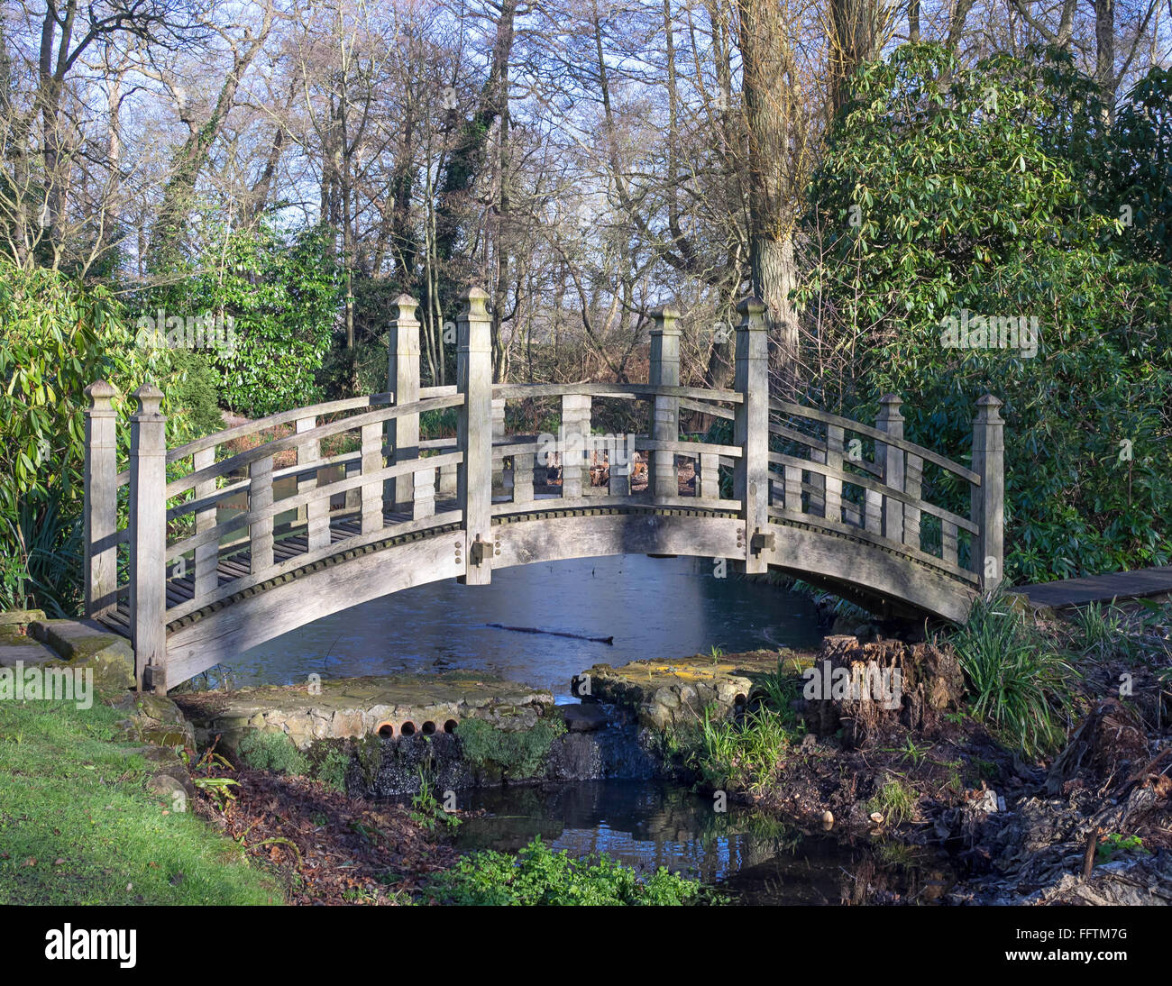 Oak Japanese bridge Stock Photo - Alamy