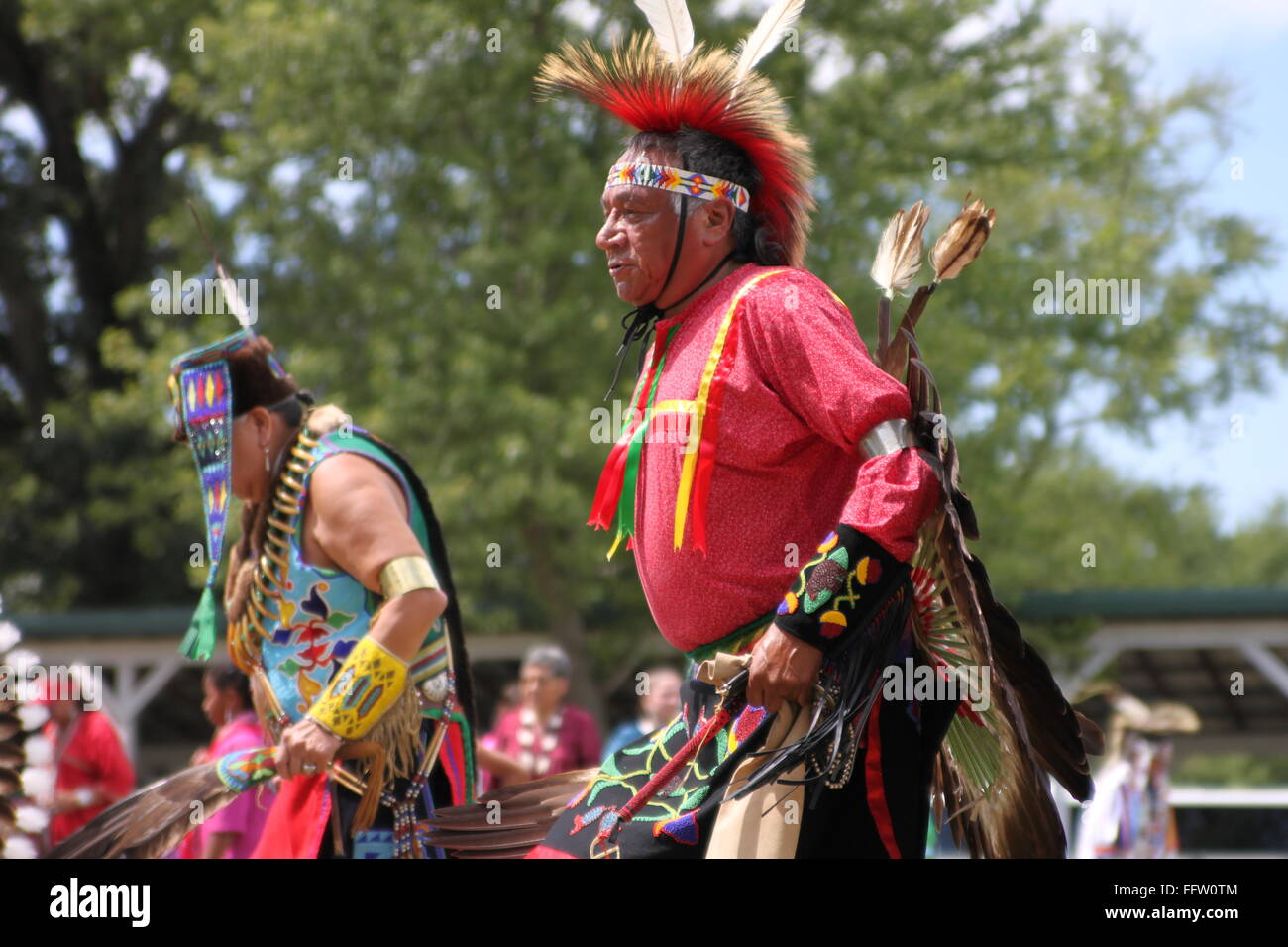 Native american indian amerindian hi-res stock photography and images ...