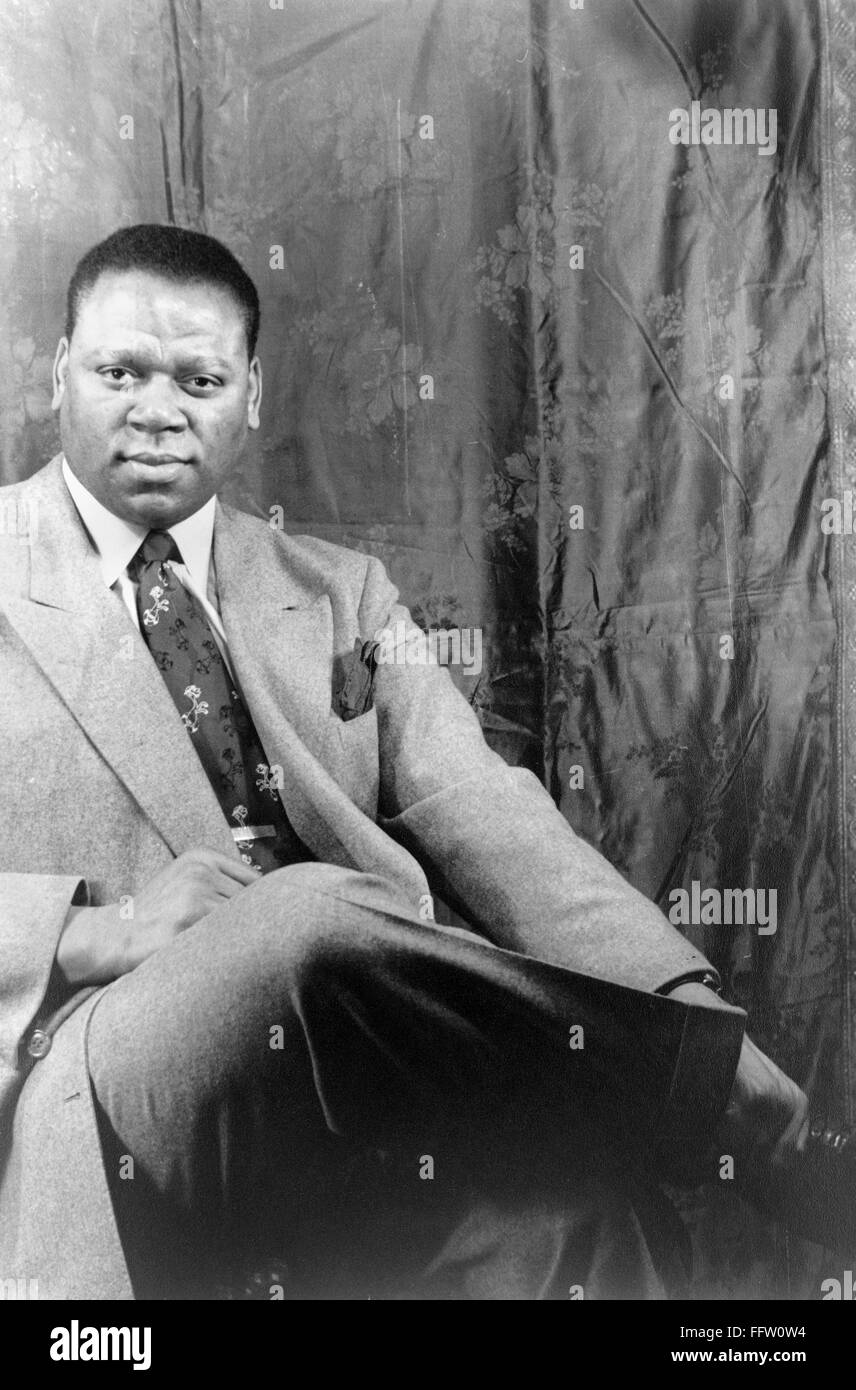 WILLIAM WARFIELD (1920-2002). /nAmerican bass-baritone singer ...