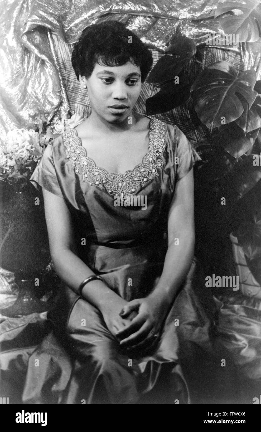 LEONTYNE PRICE (1927- ). /nAmerican opera singer. Photographed by Carl ...