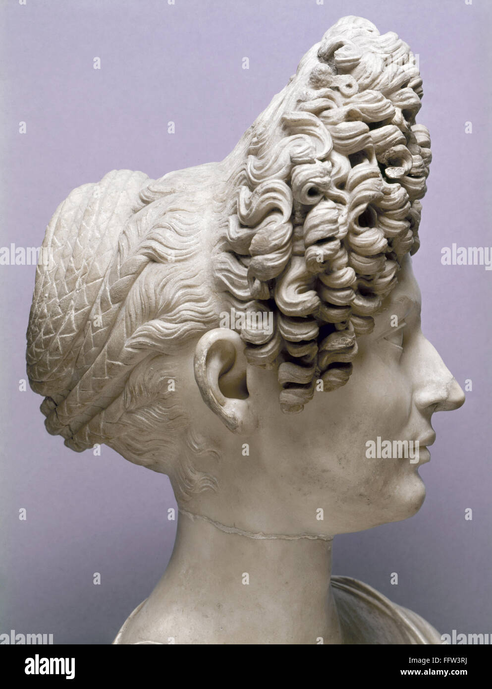 ANCIENT ROME: HAIRSTYLES. /nPortrait bust of a Roman aristocratic woman ...