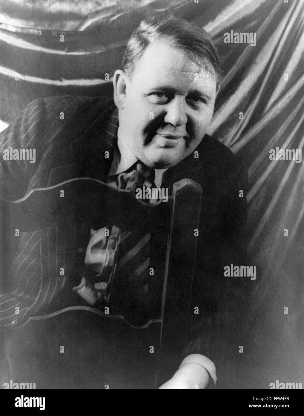 CHARLES LAUGHTON /n(1899-1962). American (English-born) actor ...