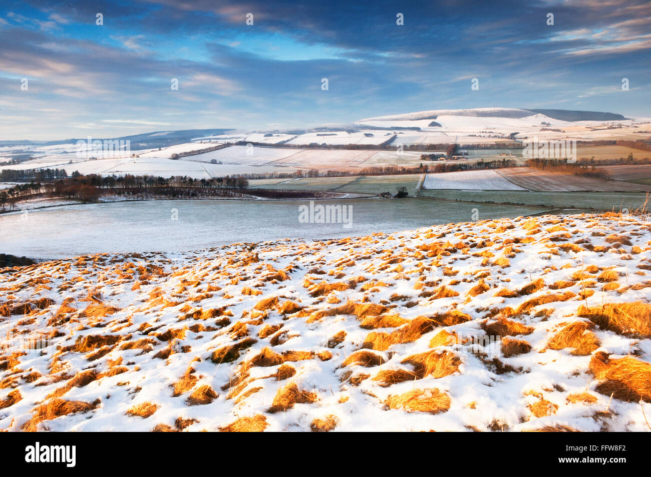 Scottish village in winter snow hi-res stock photography and images - Alamy